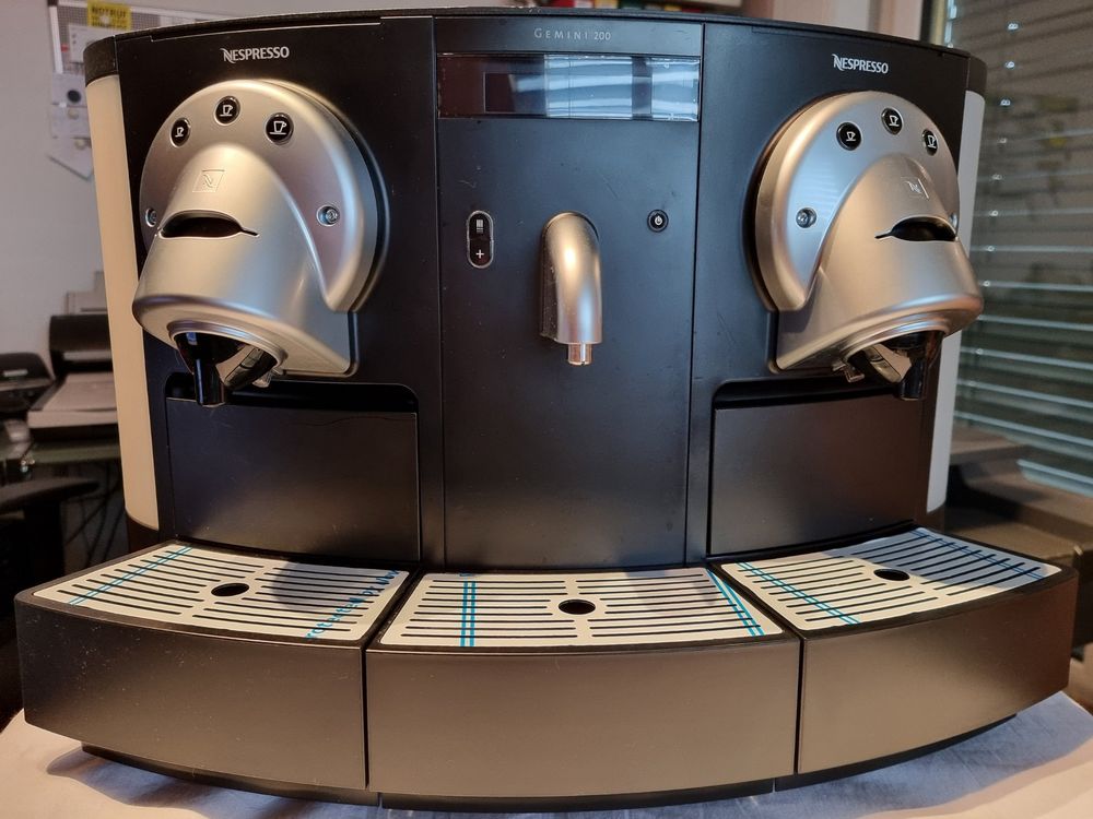 NESPRESSO GEMINI CS200 CS203 Typ 903 neue Schalen Topzustand | Kaufen ...