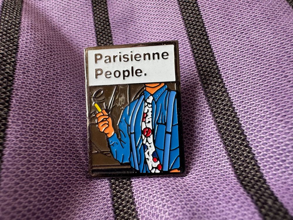 Vintage Parisienne People pins pin (Gebraucht) in Neuchâtel für CHF 0.5 ...