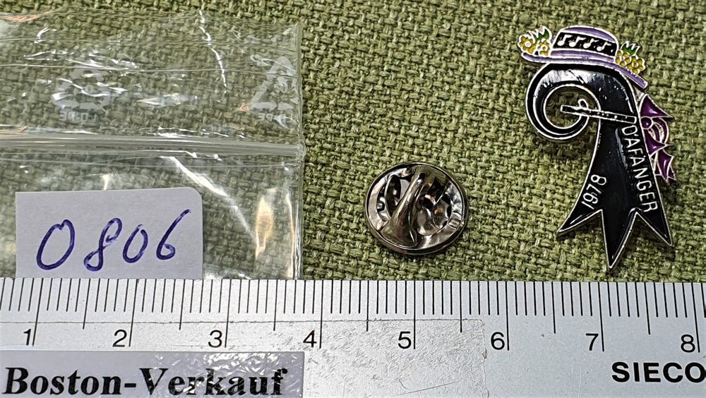 O806 - Pin Basler Fasnacht Baslerstab D'Afänger 1978 (Gebraucht) in Reinach BL für CHF 2 – mit ...