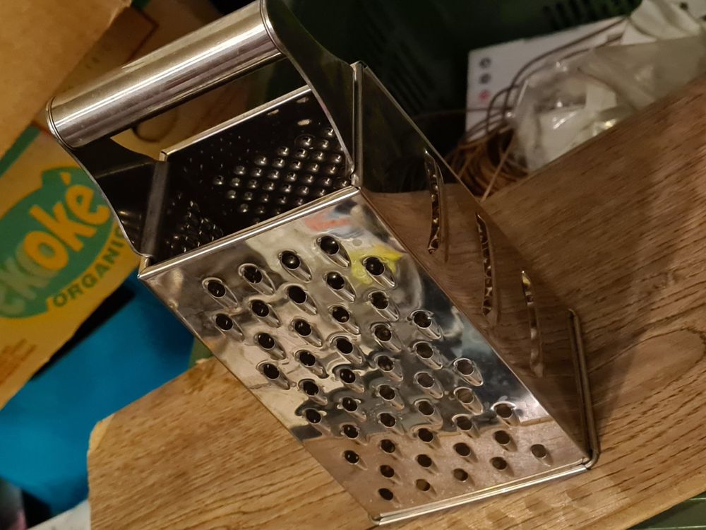 Hand Raffel, Käse Raffel, 4 Grössen (Gebraucht) in Amriswil für CHF 1 ...