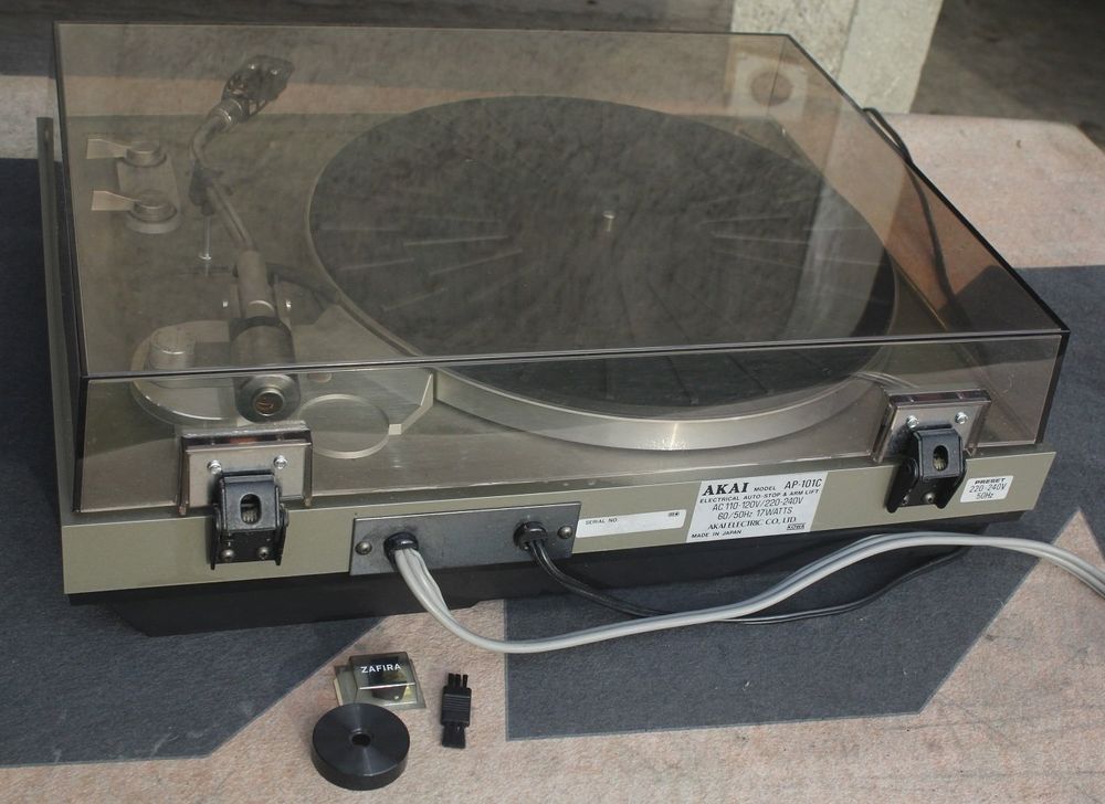 Plattenspieler AKAI AP-101C (Gebraucht) in Mosnang für CHF 40 – mit ...