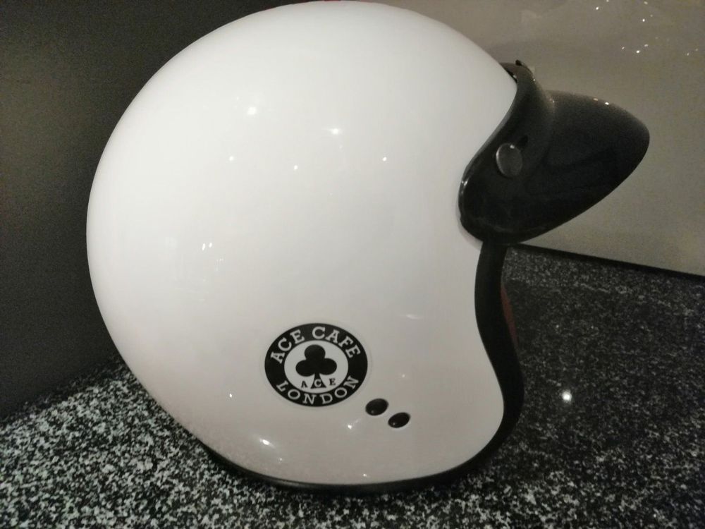 Bell Cafe Racer Helm (Gebraucht) in Doppleschwand für CHF 91 – mit ...