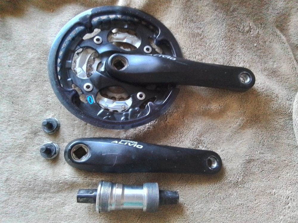 SHIMANO Alivio Kurbelgarnitur mit Tretlager PORTOFREI! (Gebraucht) in Rüti ZH für CHF 42.95 ...