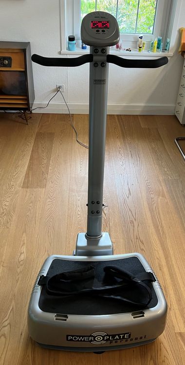 Original Power Plate mit diversem Zubehör | Kaufen auf Ricardo