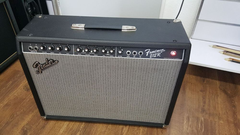 Fender Frontman 212 R Amp.100 Watt 2x12 | Kaufen auf Ricardo