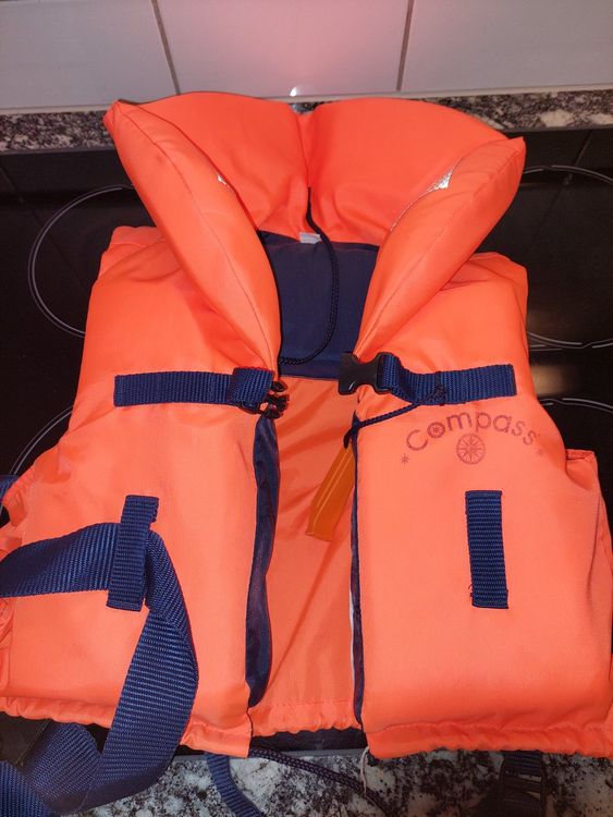 Schwimmweste Kind Compass (Gebraucht) in Dietikon für CHF 15 – mit ...