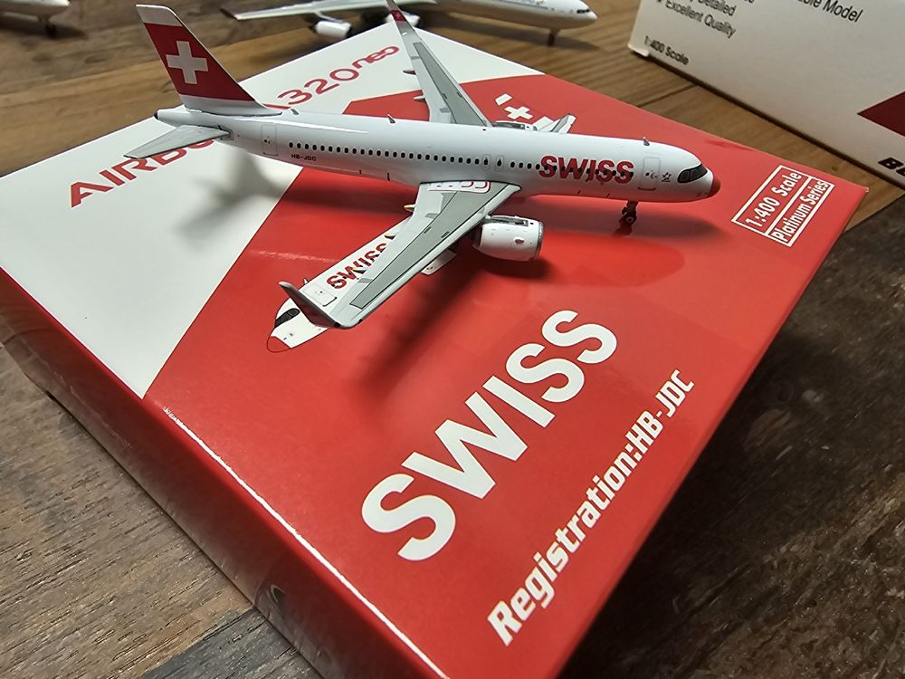 Swiss A320neo Red Nose (Neu (gemäss Beschreibung)) in Kilchberg ZH für ...