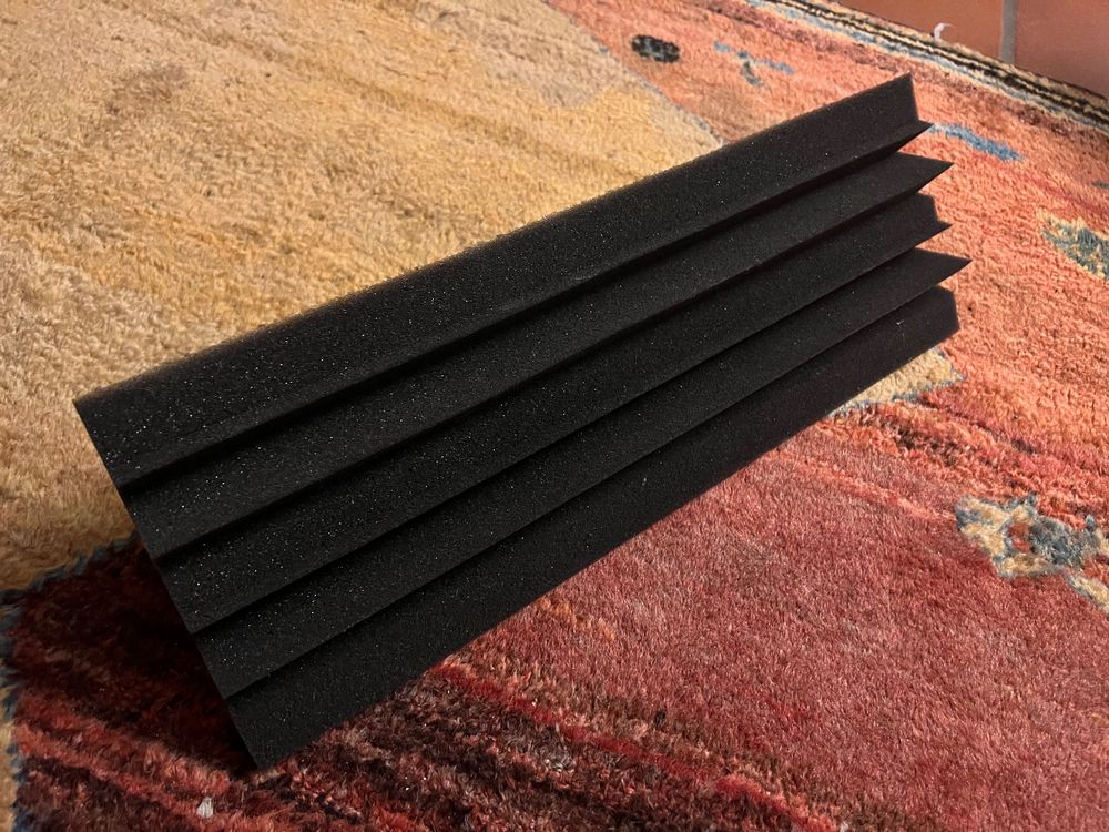 22x tiny foam bass traps | Kaufen auf Ricardo