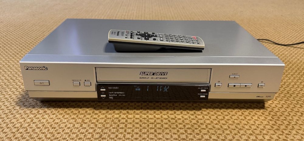 VHS Videogerät Panasonic NV-HV61 mit SuperDrive Laufwerk (Gebraucht) in ...