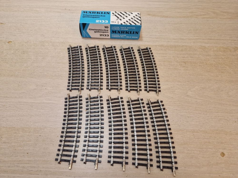 Märklin 10 x 2133 Gebogenes gleis K H0 OVP NEU (Neuf avec emballage d'origine) à St-Aubin-Sauges ...
