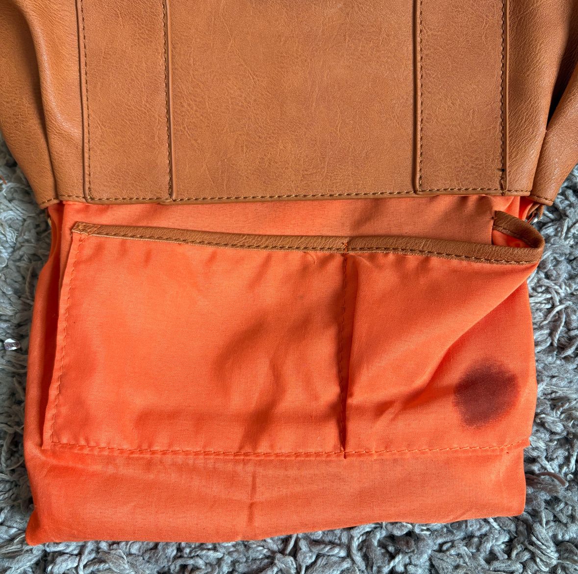 Sac à main orange (D'occasion) à Moudon pour CHF 24 – avec livraison ...