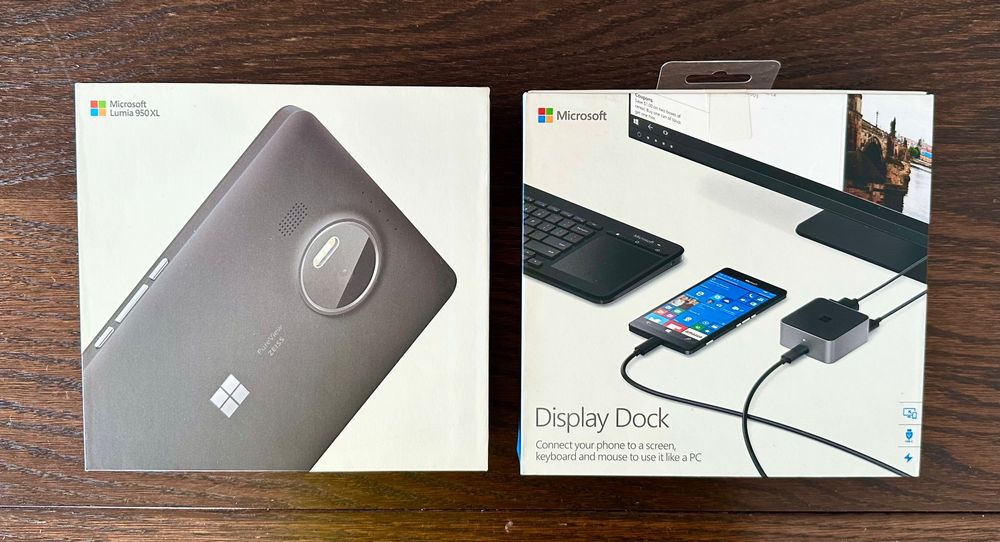 Microsoft Lumia 950 XL + Display Dock (Neu und originalverpackt) in ...