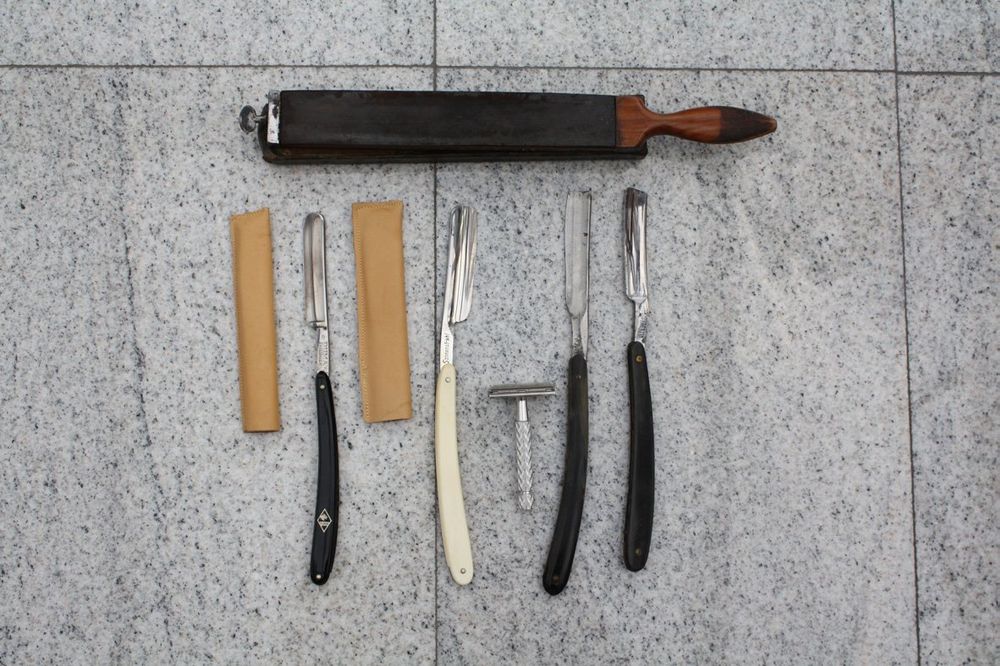 Rasiermesser mit Schleifer antik | Kaufen auf Ricardo