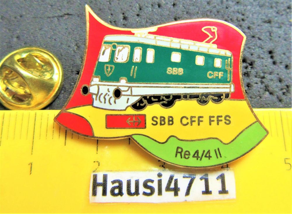 Re 4/4 III grün SBB E-Lok PIN | Kaufen auf Ricardo