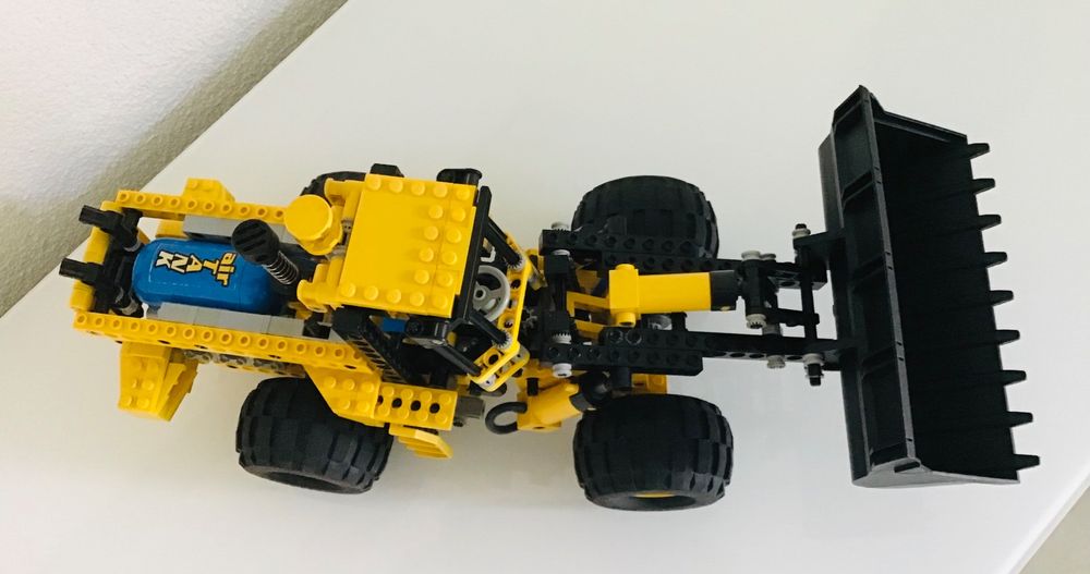 Lego Technic 8439 Front End Loader | Kaufen auf Ricardo Lego Technic 8439 Front End Loader | Kaufen auf Ricardo