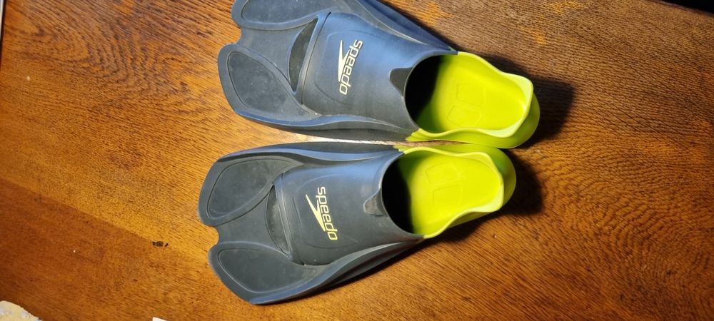 Schwimmflossen SPEEDO (Gebraucht) in Solothurn für CHF 20 – mit ...