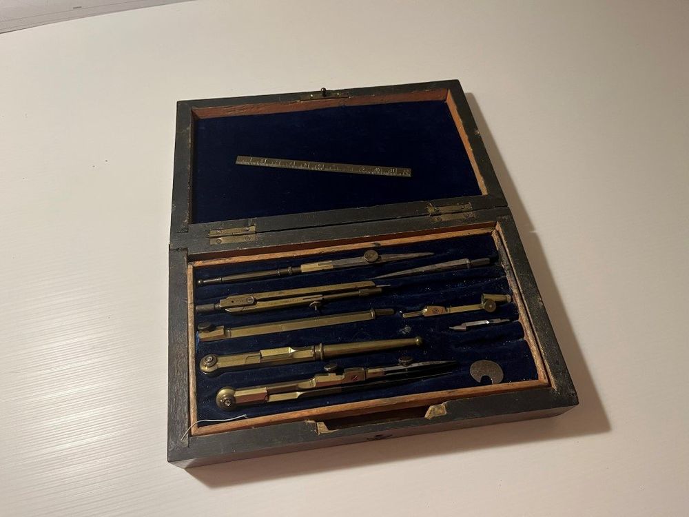Antique Compass Brass set with wood box (Gebraucht) in Interlaken für ...