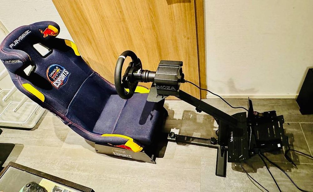 Sim Racing : Ensemble Complet PC - Moza + Playseat (D'occasion) à ...