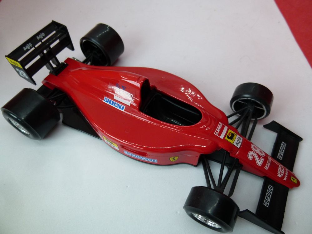 F1 Ferrari F641/2 - Pilot Berger 28 - bburago 1:24 | Kaufen auf Ricardo