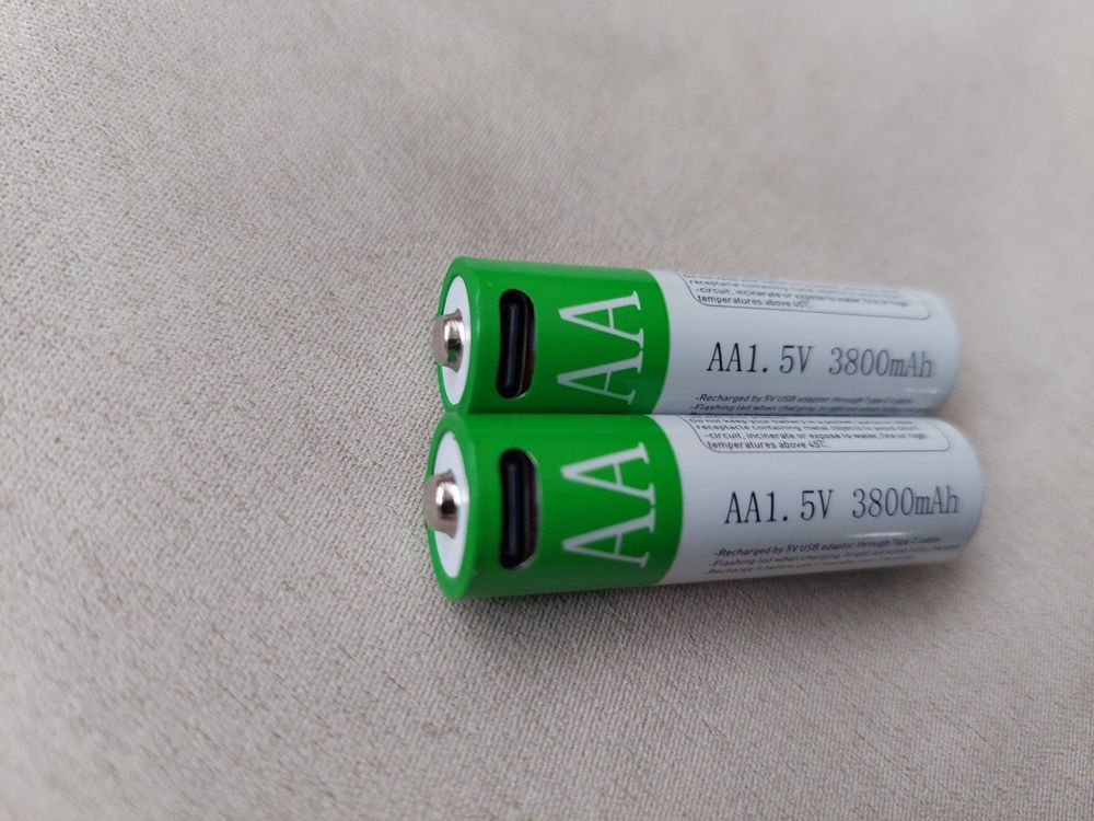 2 AA-Akkus 3800mAh, über USB-C aufladbar (Neu und originalverpackt) in ...