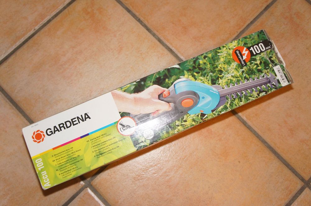 Gardena Accu Strauchschere 100 *** | Kaufen auf Ricardo