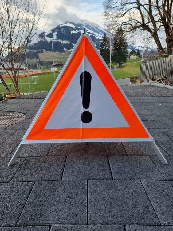 Triopan NESTLE Warnpyramide 70cm Mittelfuss Profiausführung | Kaufen ...