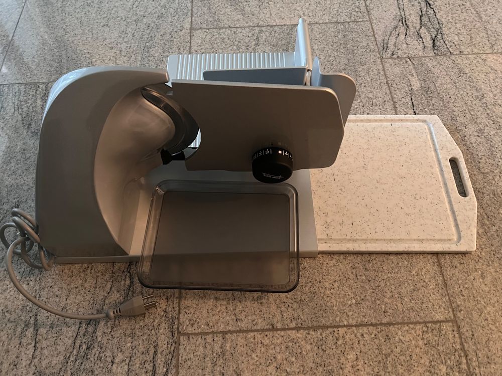 Aufschnittmaschine Turmix 1900 (Gebraucht) in Mettmenstetten für CHF 85 ...