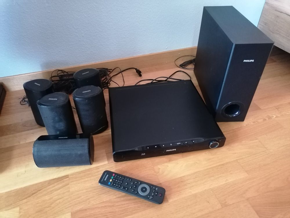 Philips Heimkino Surround System 1000W RMS Dolby 5.1 (Gebraucht) in ...