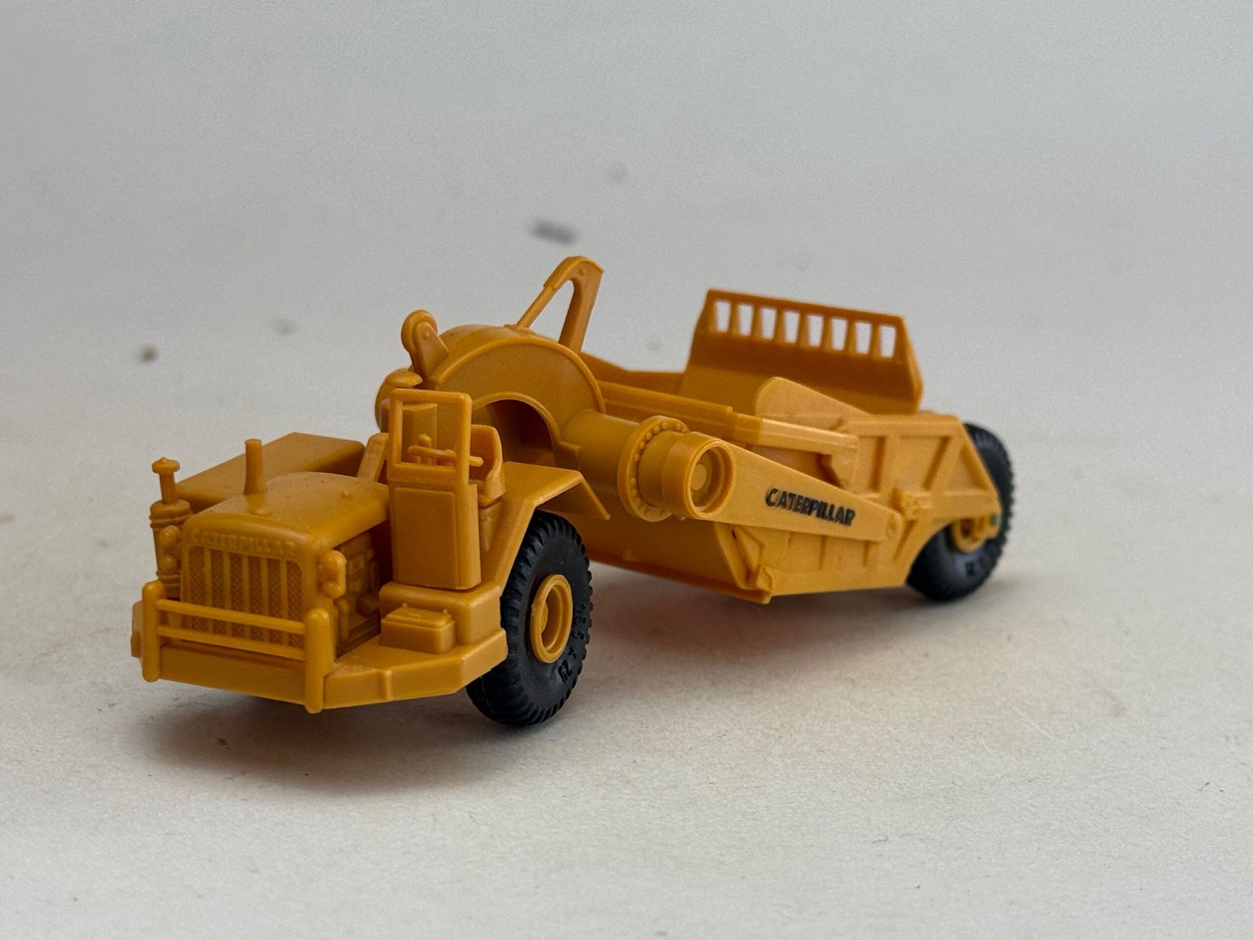 GB2- UMEX Motor Scraper orange (Gebraucht) in Elm für CHF 7 – mit ...