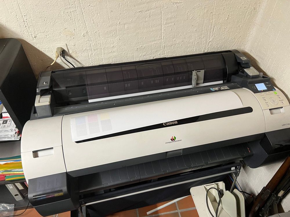 Canon IPF750 Plotter (Gebraucht) in Mettmenstetten für CHF 600 – nur Abholung auf Ricardo kaufen