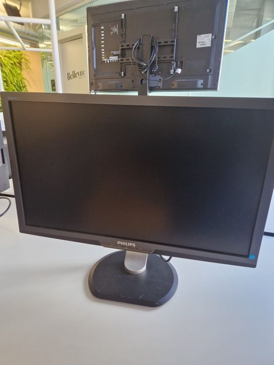 Philips Monitor 273P3L schwarz, 27 Zoll (Gebraucht) in Winterthur für ...