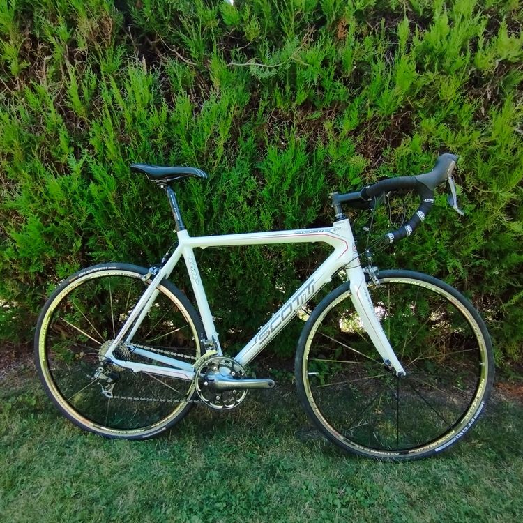 Scott ADDICT R4 (D'occasion) à Orsières pour CHF 500 – retrait ...