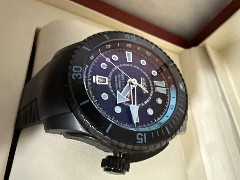 Vulcain Blue Cricket X-TREME Limited Edition 038/300 (Gebraucht) in ...