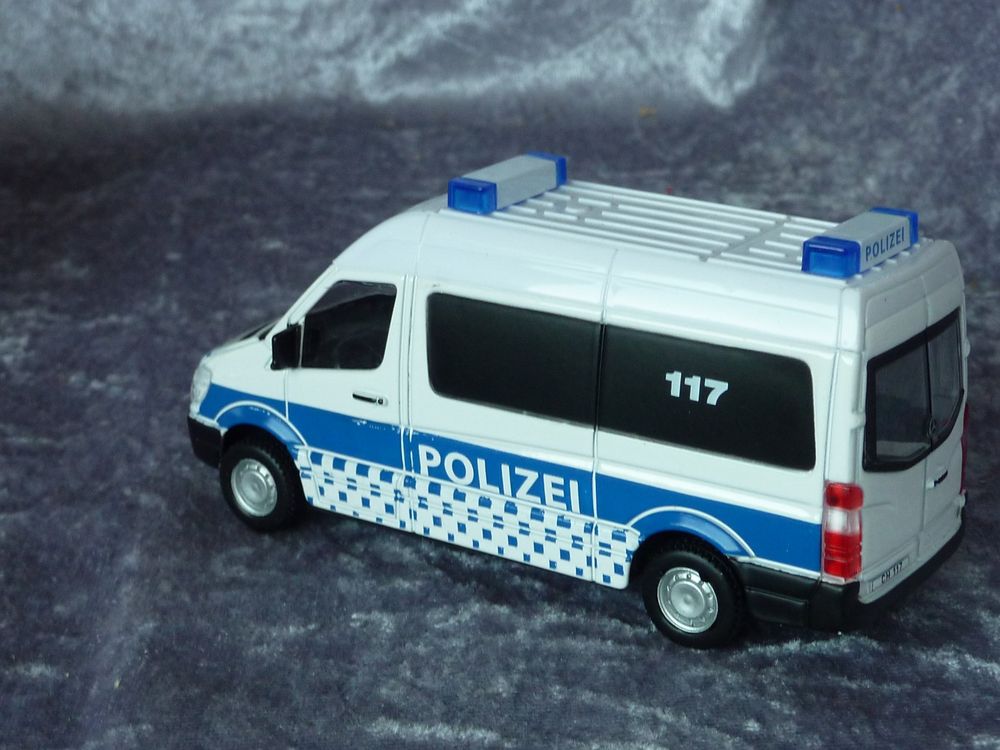 Mercedes Sprinter Polizei (Neu (gemäss Beschreibung)) in Dürrenäsch für ...