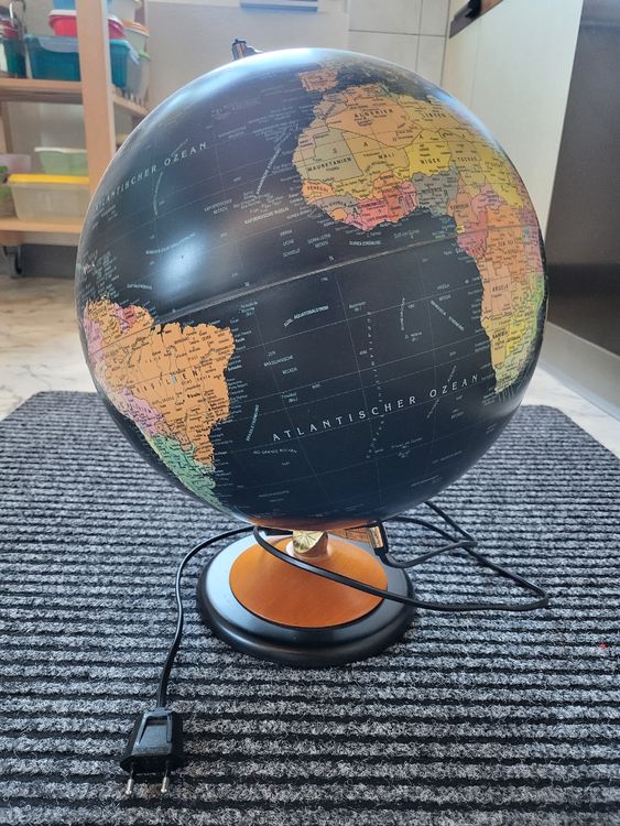 Mappamondo luminoso vintage nero/oro, ottimo stato! | Kaufen auf Ricardo