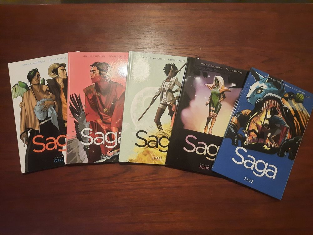 Saga Comic Books Vol.1-5 (Brian K. Vaughan & Fiona Staples) (Gebraucht) in Basel für CHF 20 ...