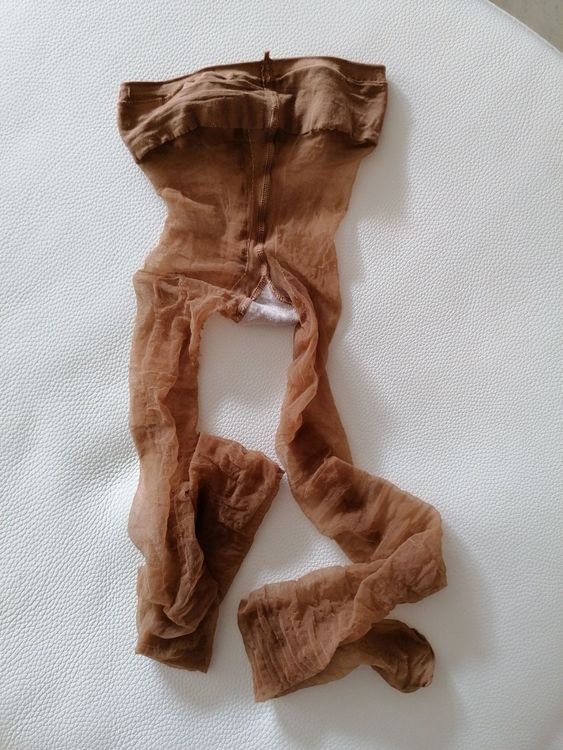 Strumpfhose (Defekt) in Ettingen für CHF 1 – mit Lieferung auf Ricardo ...