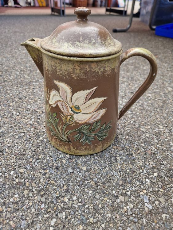 Krug mit Deckel (Gebraucht) in Benken für CHF 8 – mit Lieferung auf Ricardo kaufen