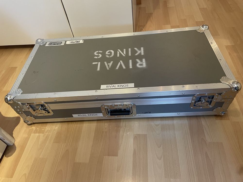 Pedaltrain Effektgeräte Koffer mit Pedalbord (Gebraucht) in Küsnacht ZH für CHF 150 – nur ...