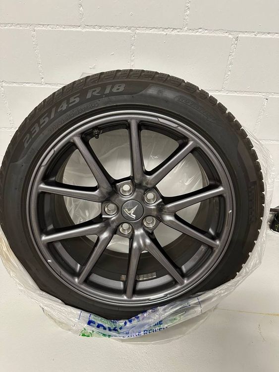 Tesla 18" Aero wheels / Model 3 (Gebraucht) in Männedorf für CHF 1100 ...