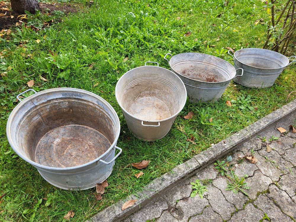Lot de 4 bassines en fer zingué 1950er. (D'occasion) à Vevey pour CHF ...