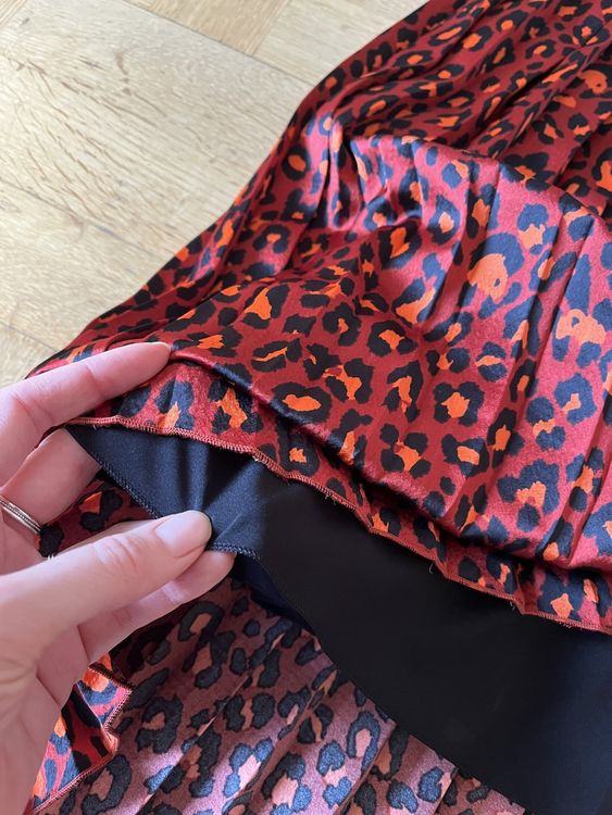 Hugo Boss Rock rot leoprint Gr. 38 | Kaufen auf Ricardo