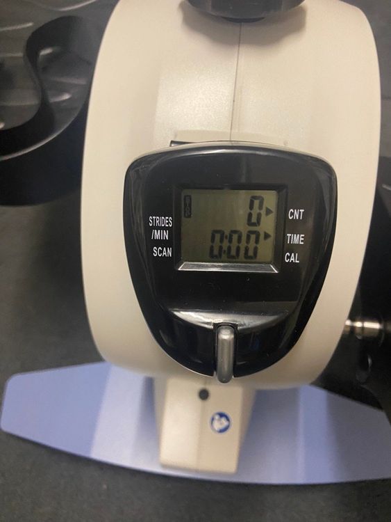 Motomed mini Hometrainer Fitnessgerät für Arme und Beine (Gebraucht) in ...