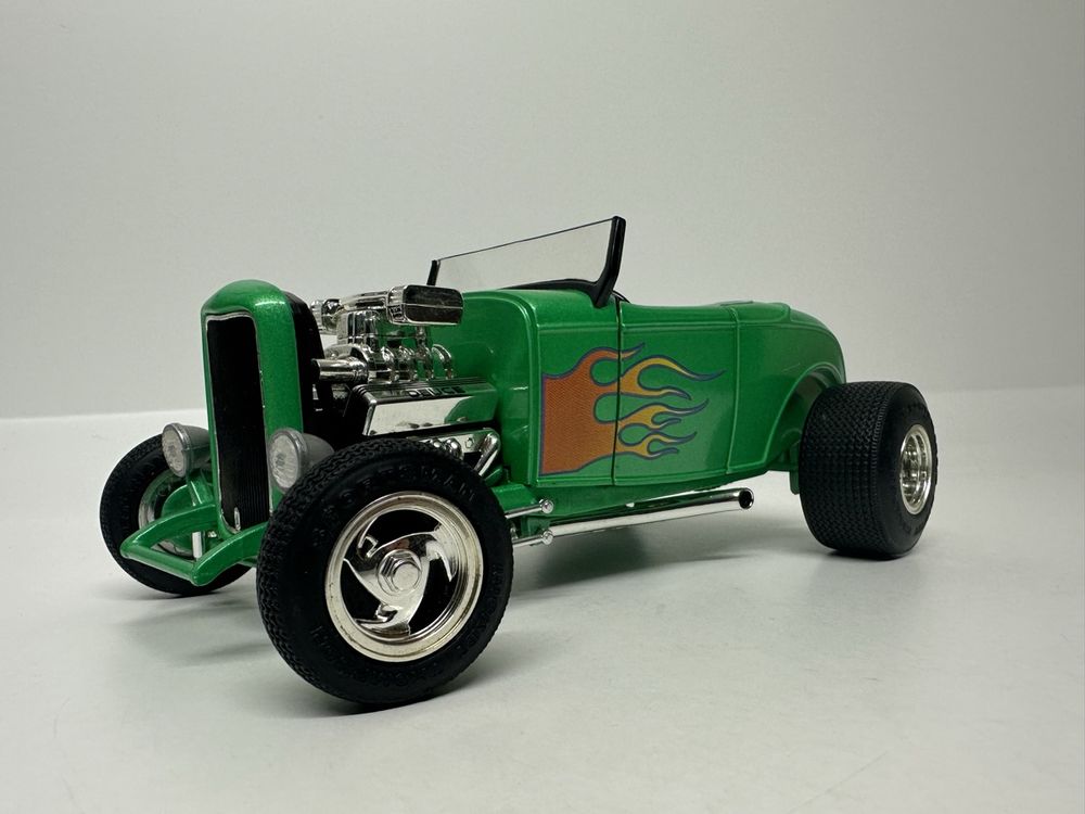 1932 Ford Street Rod Hotrod 1:18, ERTL (Gebraucht) in Zofingen für CHF 70 – mit Lieferung auf ...