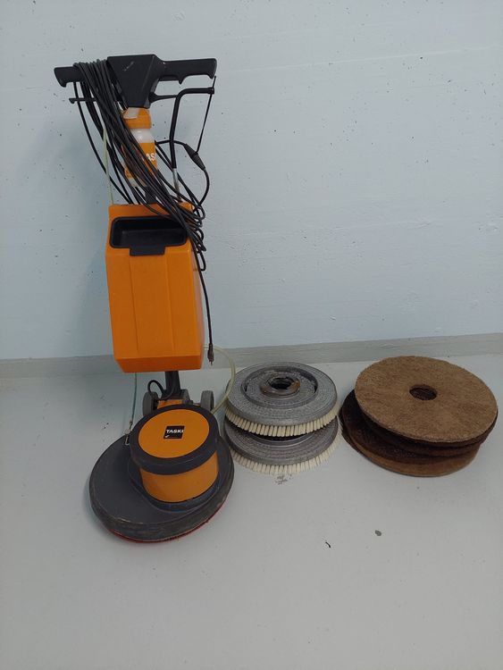 Taski Bodenreinigungsmaschine Scheibenscheuermaschine Typ 42 (Gebraucht ...