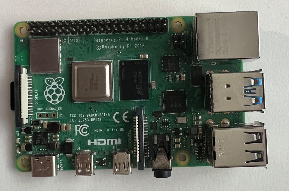 Raspberry Pi 4B 4GB v1.2 mit unbenutztem USB-C Netzteil (Gebraucht) in ...