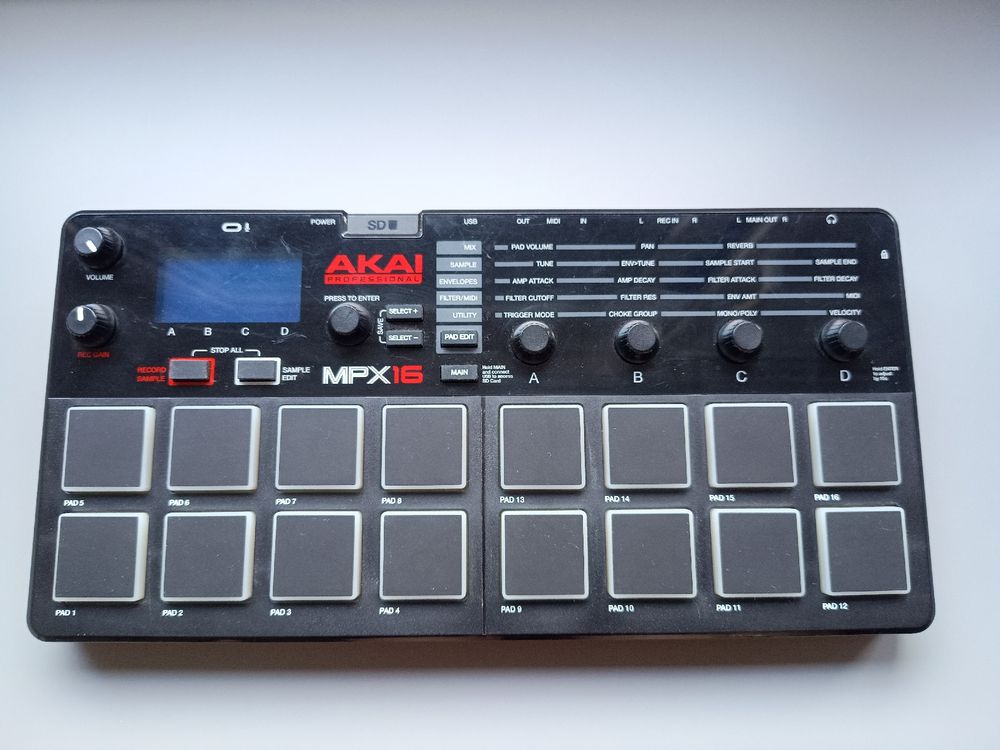 AKAI MPX16 Sampler, MIDI Controller, Sample Player | Kaufen auf Ricardo
