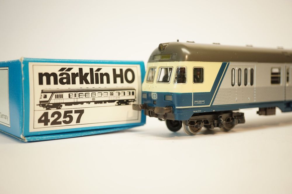 8∂ Märklin 4257 DB Steuerwagen silberling 2. Klasse (Gebraucht) in ...