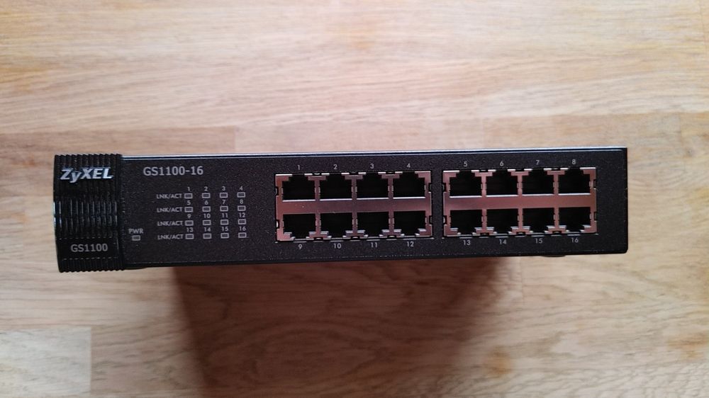 ZyXel GS1100-16 | 16 Port Switch | Kaufen auf Ricardo