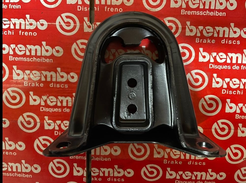 Cosworth Differential -Halter (Gebraucht) in Allschwil für CHF 120 ...